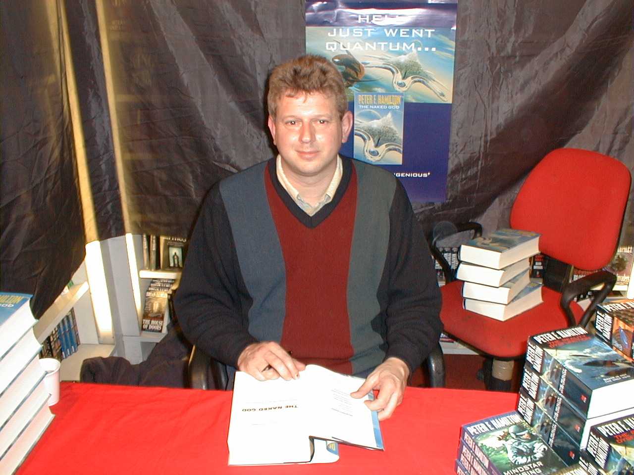 Peter F. Hamilton: Literatura Contemporánea