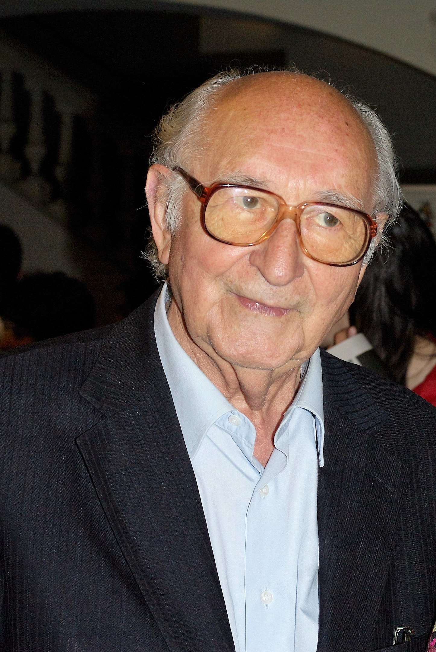 La poesía introspectiva de Pedro Lastra: Poetas chilenos