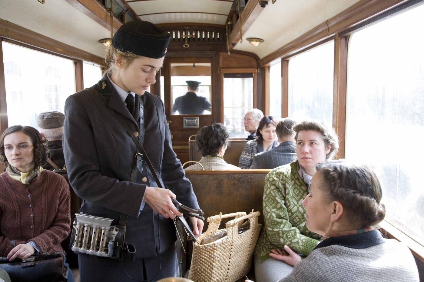 Amor, literatura y justicia en El lector, la adaptación de la novela de ...